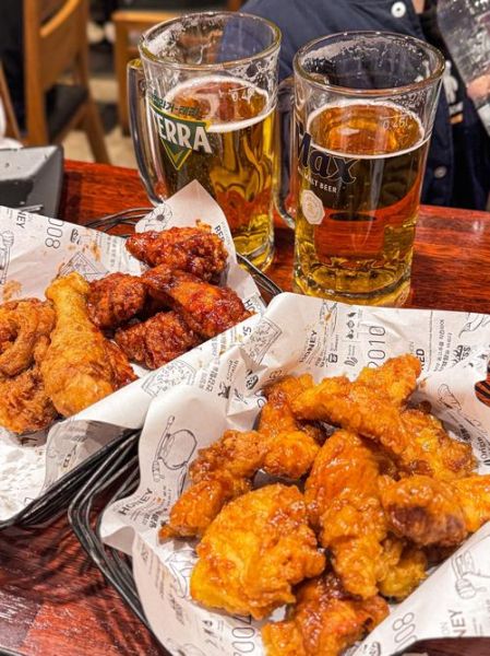 啤酒炸鸡怎么搭配才好吃_啤酒炸鸡热量高吗-第1张图片-山城妙识