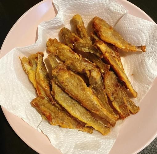 干烧小黄鱼怎么做_干烧小黄鱼的家常做法-第2张图片-山城妙识