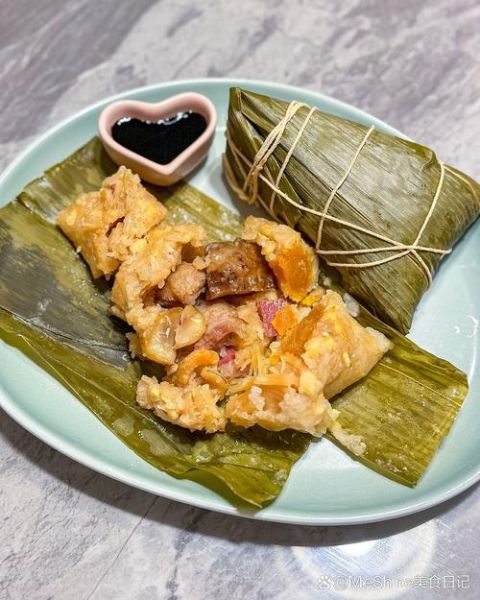 蛋黄鲜肉粽怎么做_鲜肉粽咸蛋黄比例-第1张图片-山城妙识