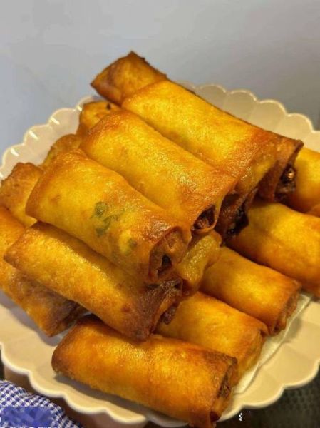 炸春卷用热油还是冷油下锅_油温多少才酥脆-第2张图片-山城妙识