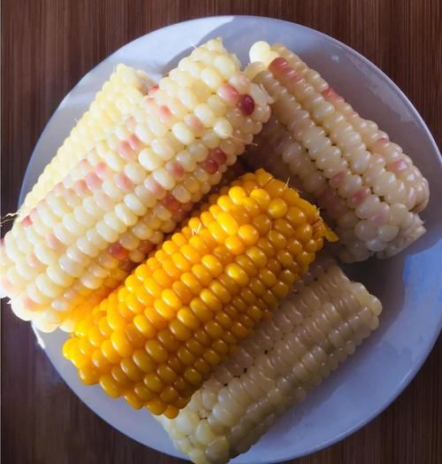 煮玉米放什么好吃窍门_玉米怎么煮更香甜-第2张图片-山城妙识
