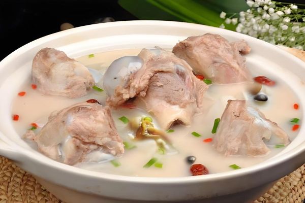 炖棒子骨的家常做法窍门_棒子骨怎么炖才香-第1张图片-山城妙识