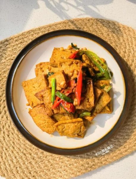 家常炒豆腐怎么做_炒豆腐不碎的技巧-第1张图片-山城妙识