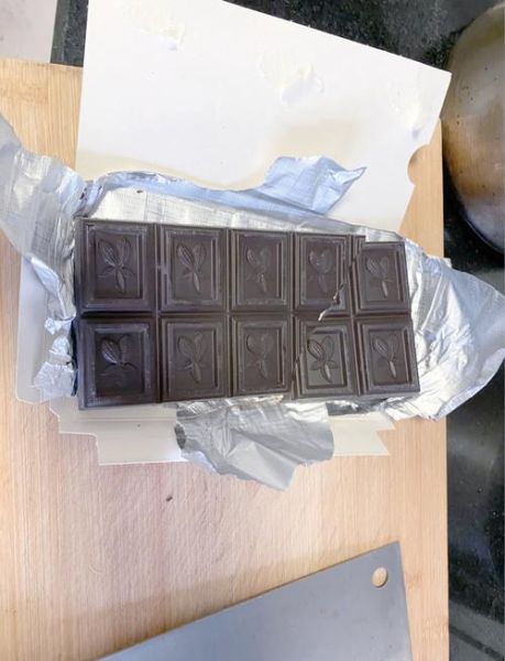 自制牛奶巧克力怎么做_需要哪些材料-第1张图片-山城妙识