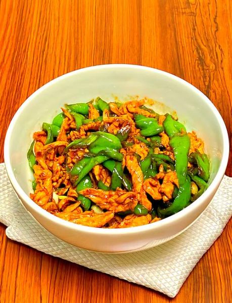 家常小炒肉怎么做才嫩_小炒肉用哪个部位最好-第2张图片-山城妙识