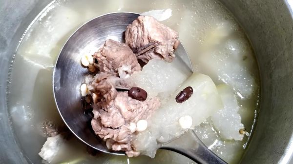 冬瓜和什么炖排骨好吃_冬瓜炖排骨最佳搭配-第2张图片-山城妙识 冬瓜和什么炖排骨好吃_冬瓜炖排骨最佳搭配-第2张图片-山城妙识