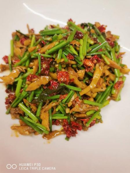 小河蚌肉怎么炒好吃_小河蚌肉炒前怎么处理-第3张图片-山城妙识