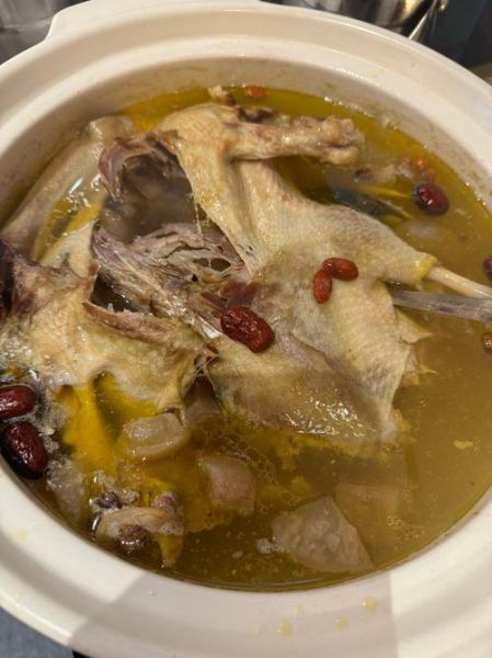 老鸭煲汤怎么做最好_老鸭汤去腥增鲜技巧-第2张图片-山城妙识 老鸭煲汤怎么做最好_老鸭汤去腥增鲜技巧-第2张图片-山城妙识