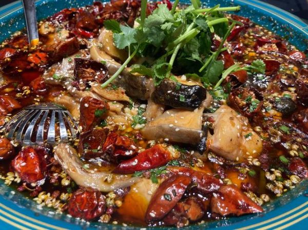 火锅鱼的做法培训_火锅鱼底料怎么炒才香-第2张图片-山城妙识