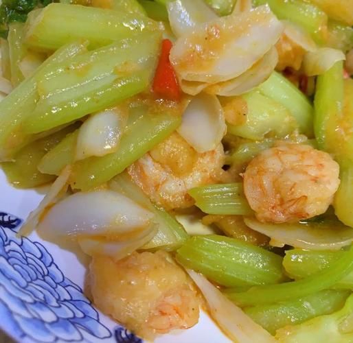 西芹百合炒虾仁是什么菜系_家常做法详解-第1张图片-山城妙识 西芹百合炒虾仁是什么菜系_家常做法详解-第1张图片-山城妙识
