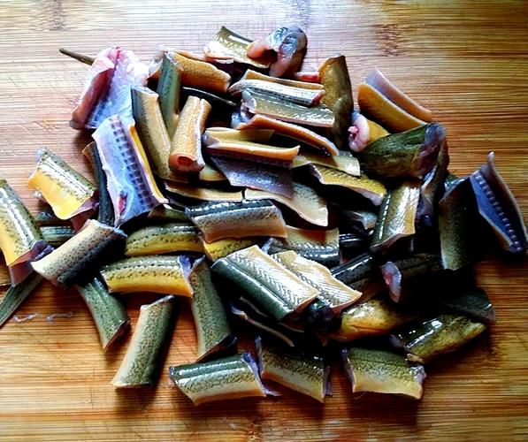 鳝鱼怎么做不腥_鳝鱼去腥技巧-第2张图片-山城妙识