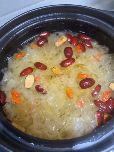 银耳汤的做法大全_银耳汤怎么煮才粘稠-第1张图片-山城妙识 银耳汤的做法大全_银耳汤怎么煮才粘稠-第1张图片-山城妙识