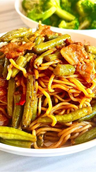 素扁豆焖面怎么做_素扁豆焖面家常做法-第1张图片-山城妙识