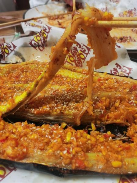 烤茄子怎么做_烤茄子需要哪些配料-第1张图片-山城妙识