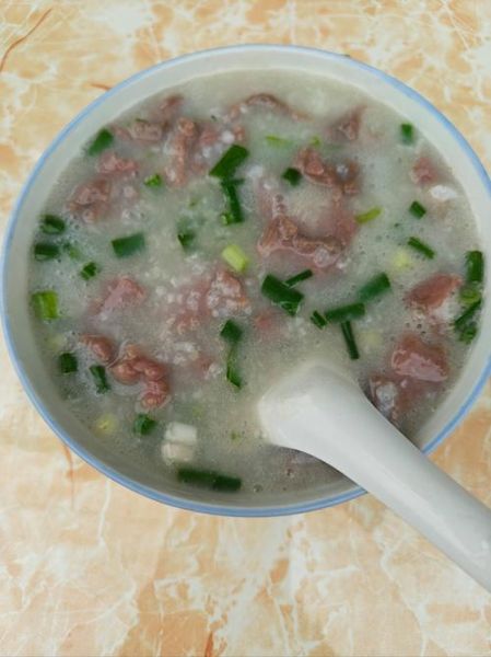 牛肉粥的功效与作用_牛肉粥适合什么人吃-第3张图片-山城妙识
