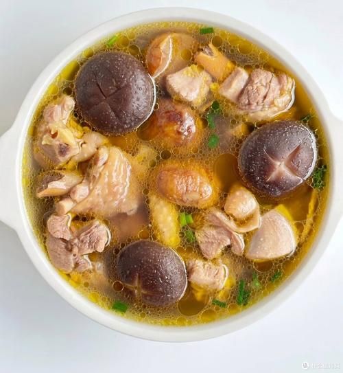 炖老母鸡怎么做_老母鸡炖多久才软烂-第2张图片-山城妙识