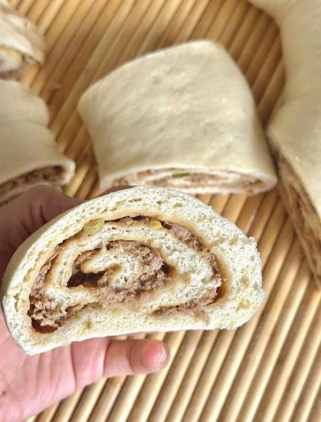 肉龙的家常做法_肉龙怎么做才松软-第2张图片-山城妙识