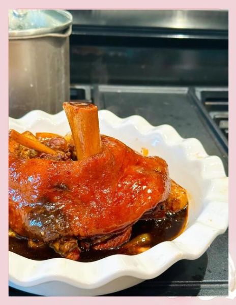 扒肘子高压锅做法_高压锅做肘子多久能烂-第1张图片-山城妙识