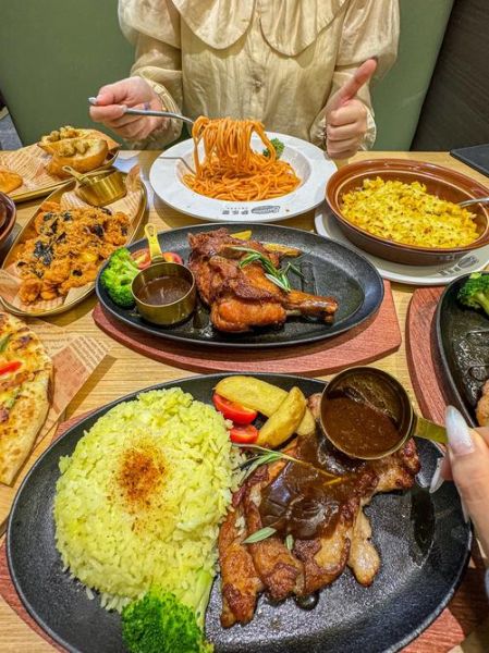 披萨店菜单有哪些特色_怎么选最划算-第1张图片-山城妙识