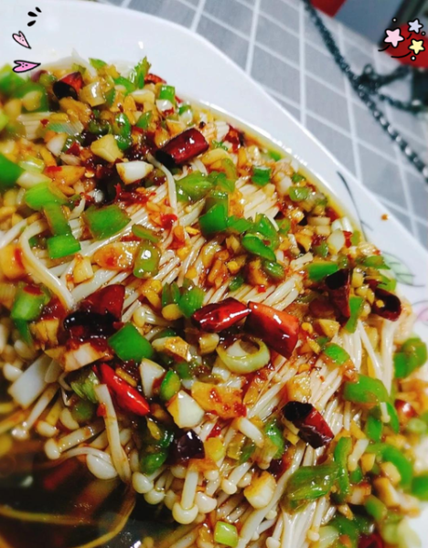 凉拌金针菇怎么做好吃又简单_凉拌金针菇要不要焯水-第2张图片-山城妙识