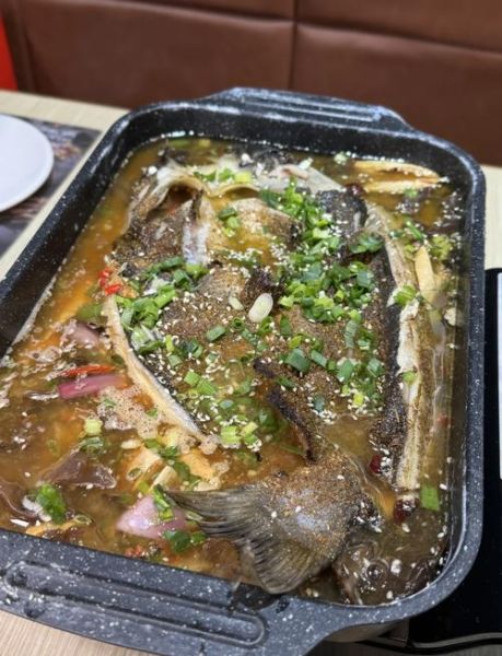 清江鱼怎么做好吃_清江鱼的做法大全-第2张图片-山城妙识