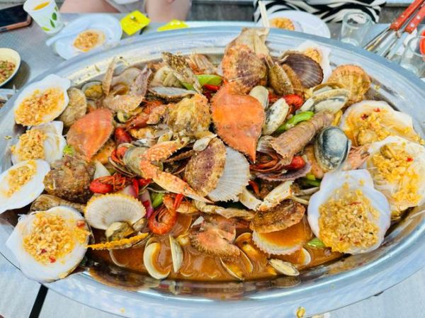 海鲜锅怎么做才好吃_海鲜锅食材搭配技巧-第1张图片-山城妙识