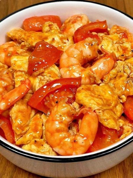 番茄虾仁怎么做好吃_家常番茄虾仁做法步骤-第1张图片-山城妙识