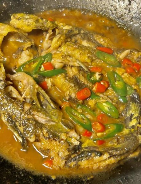 红烧黄骨鱼怎么做好吃_红烧黄骨鱼的做法视频-第1张图片-山城妙识