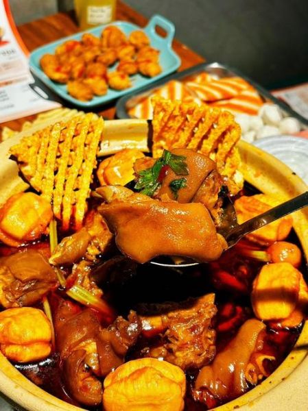 猪脚汤锅配菜推荐_猪脚汤锅煮什么配菜好吃-第3张图片-山城妙识