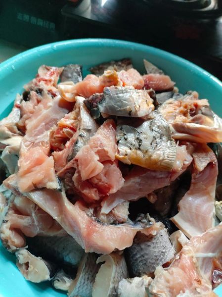 炸鱼块怎么做外酥里嫩_炸鱼块简单又好吃的做法-第2张图片-山城妙识