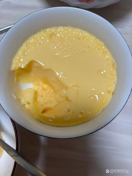 微波炉蒸蛋要保鲜膜吗_微波炉蒸蛋的正确做法-第3张图片-山城妙识