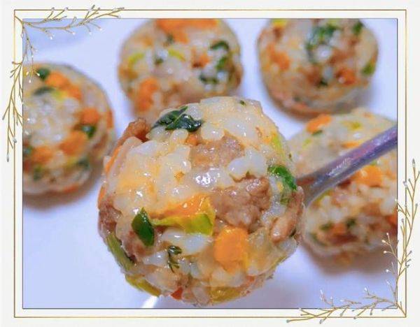 最简单的饭团怎么做_饭团需要哪些材料-第1张图片-山城妙识