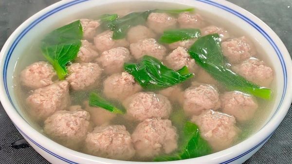 家常三鲜丸子汤怎么做_三鲜丸子汤用什么肉-第3张图片-山城妙识 家常三鲜丸子汤怎么做_三鲜丸子汤用什么肉-第3张图片-山城妙识