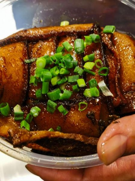 蒸烧白的做法_蒸烧白需要蒸多久-第1张图片-山城妙识 蒸烧白的做法_蒸烧白需要蒸多久-第1张图片-山城妙识