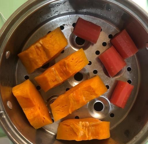 南瓜和面粉怎么做好吃_南瓜面粉做法大全-第1张图片-山城妙识