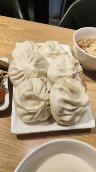 包子包子肉肉真名是谁_包子包子肉肉真名揭秘-第2张图片-山城妙识