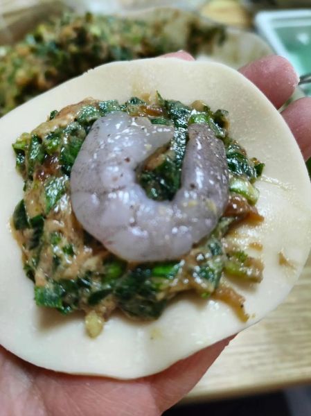 虾仁水饺怎么做好吃_虾仁水饺怎么调馅-第1张图片-山城妙识