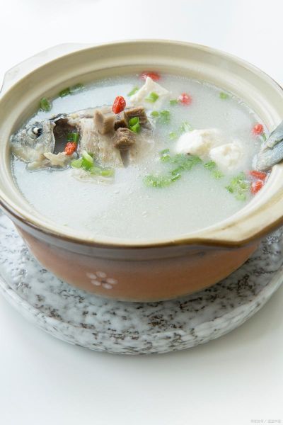 天天喝鲫鱼汤的坏处_长期喝鲫鱼汤有什么危害-第3张图片-山城妙识