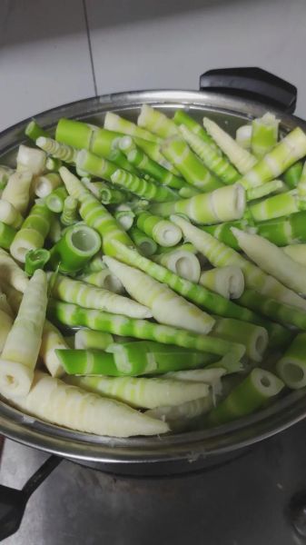 泡椒竹笋怎么做_泡椒竹笋的家常做法-第2张图片-山城妙识