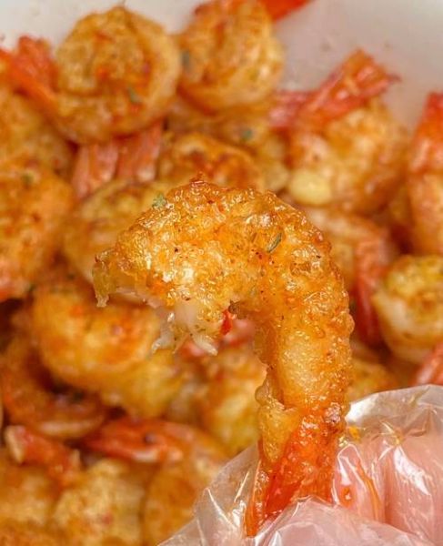 油炸香酥大虾怎么做_油炸大虾酥脆不掉壳技巧-第3张图片-山城妙识