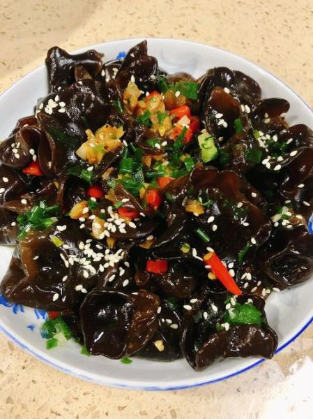 凉拌木耳要焯水吗_木耳焯水几分钟-第3张图片-山城妙识