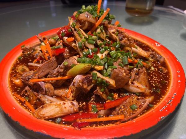 麻辣凉拌鸡怎么做_正宗川味调料比例-第1张图片-山城妙识