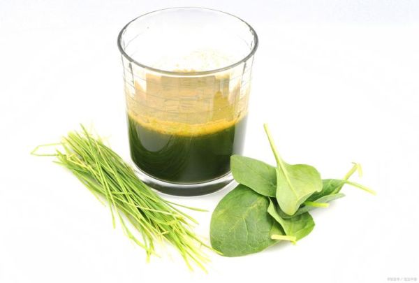 小麦苗汁的功效与作用_每天喝多少才有效-第2张图片-山城妙识 小麦苗汁的功效与作用_每天喝多少才有效-第2张图片-山城妙识