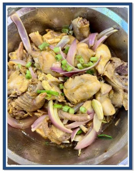 正宗客家清蒸鸡怎么做_清蒸鸡要蒸多久才嫩滑-第3张图片-山城妙识