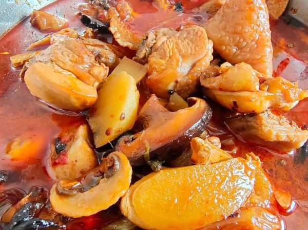 家庭火锅鸡的做法大全_火锅鸡底料怎么选-第2张图片-山城妙识 家庭火锅鸡的做法大全_火锅鸡底料怎么选-第2张图片-山城妙识