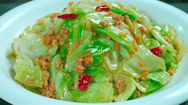 爆炒卷心菜怎么做_爆炒卷心菜要不要焯水-第1张图片-山城妙识