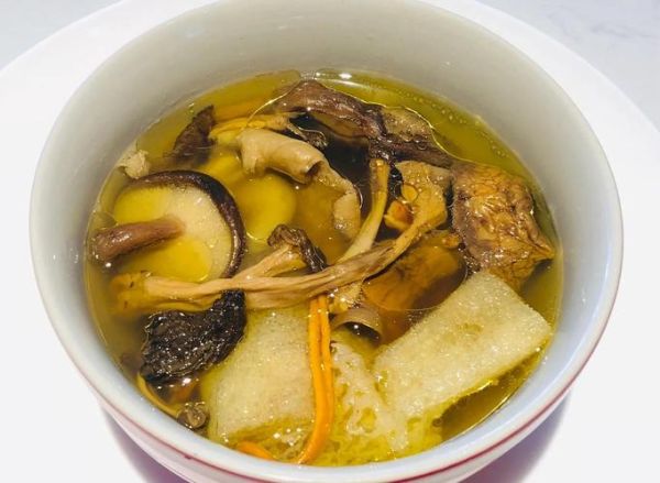 怎样熬蘑菇汤好喝_蘑菇汤怎么熬才鲜美-第2张图片-山城妙识