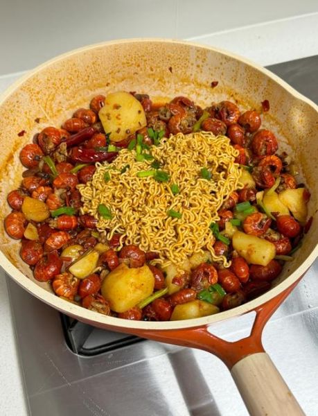 麻辣小龙虾面怎么做_麻辣小龙虾面去腥窍门-第2张图片-山城妙识 麻辣小龙虾面怎么做_麻辣小龙虾面去腥窍门-第2张图片-山城妙识