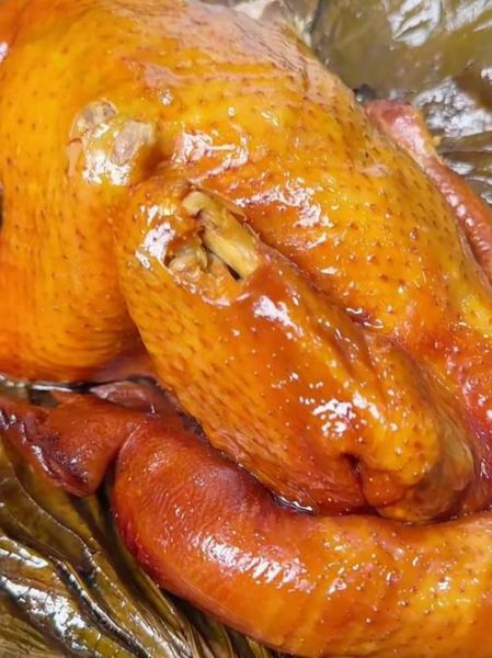 家常叫花鸡的做法_为什么泥巴裹鸡更香-第1张图片-山城妙识 家常叫花鸡的做法_为什么泥巴裹鸡更香-第1张图片-山城妙识