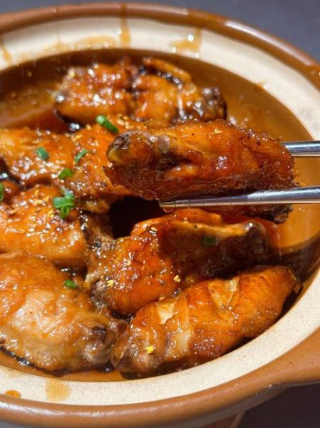 啫啫煲怎么做_啫啫煲用什么锅-第2张图片-山城妙识 啫啫煲怎么做_啫啫煲用什么锅-第2张图片-山城妙识